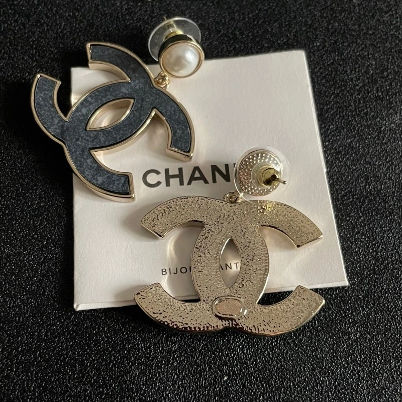 Brand-authenticated Chanel Earrings