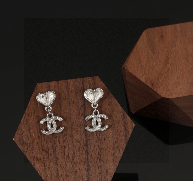 Top mirror Chanel Earrings