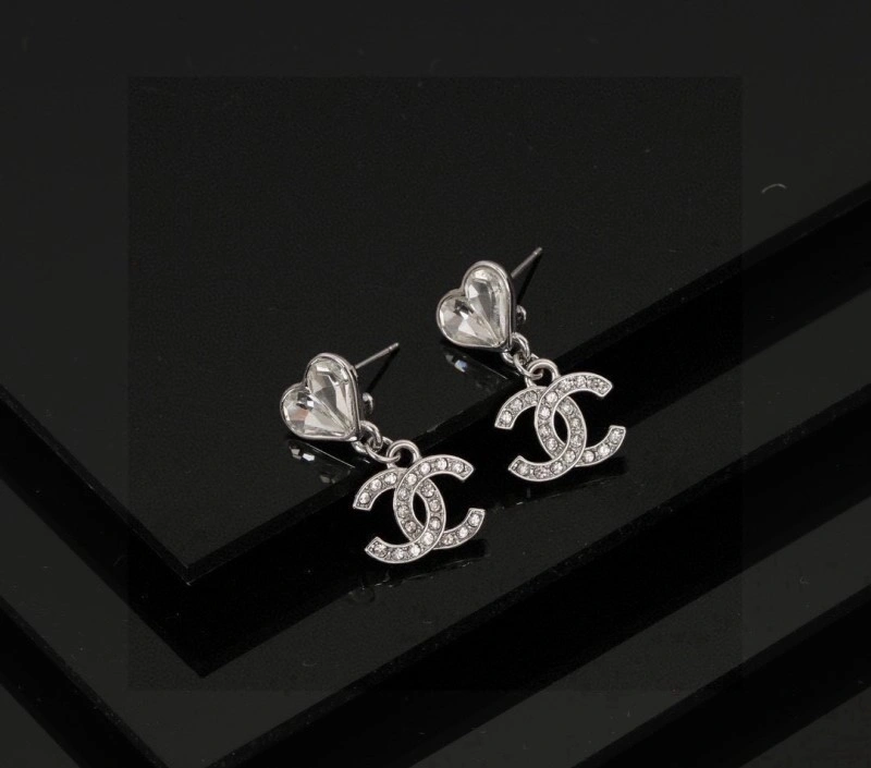 Top mirror Chanel Earrings
