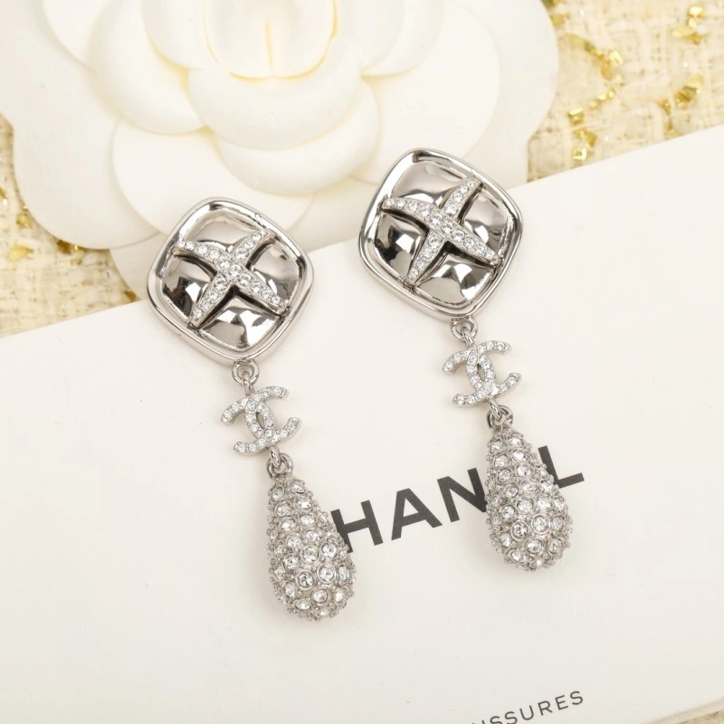 Low-cost Chanel Earrings