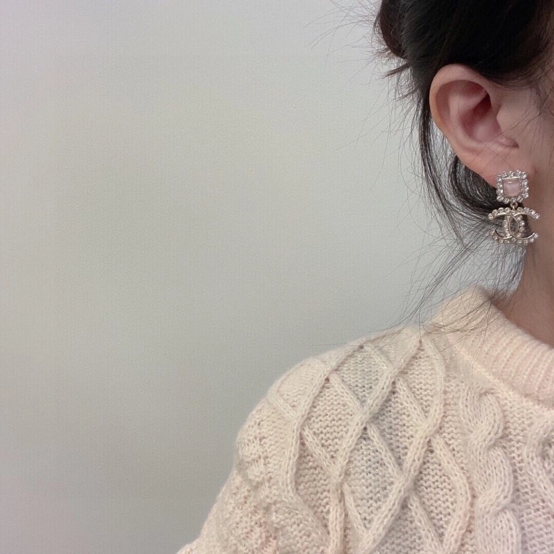 Top match Chanel Earrings