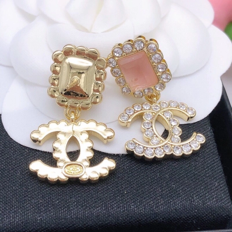 Top match Chanel Earrings