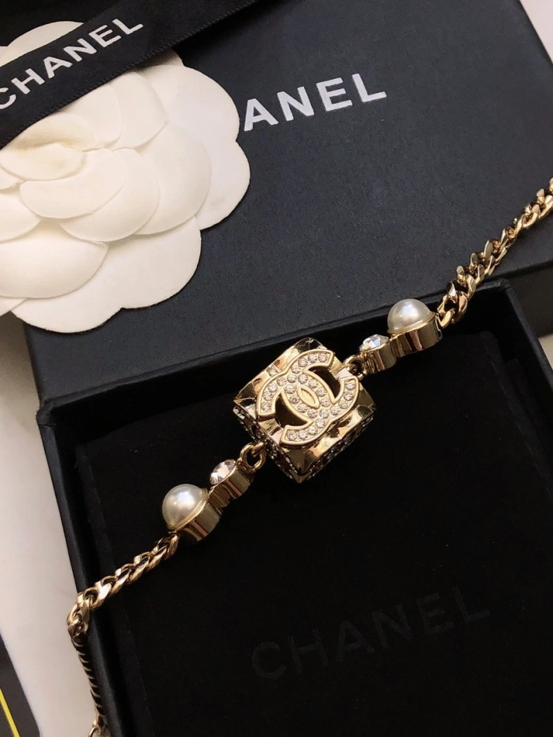 Low-cost Chanel Earrings