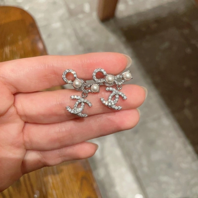 High fidelity Chanel Earrings