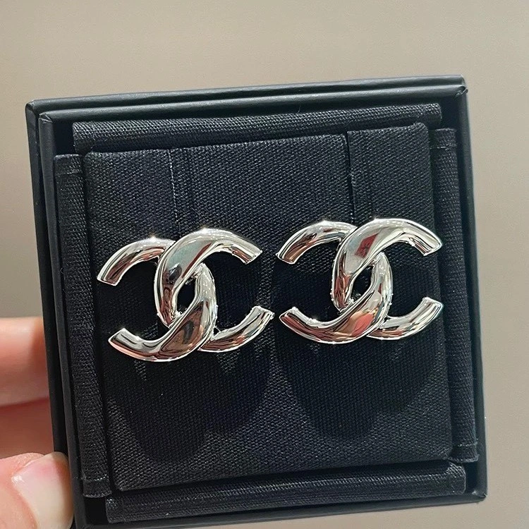 Exact replica Chanel Earrings