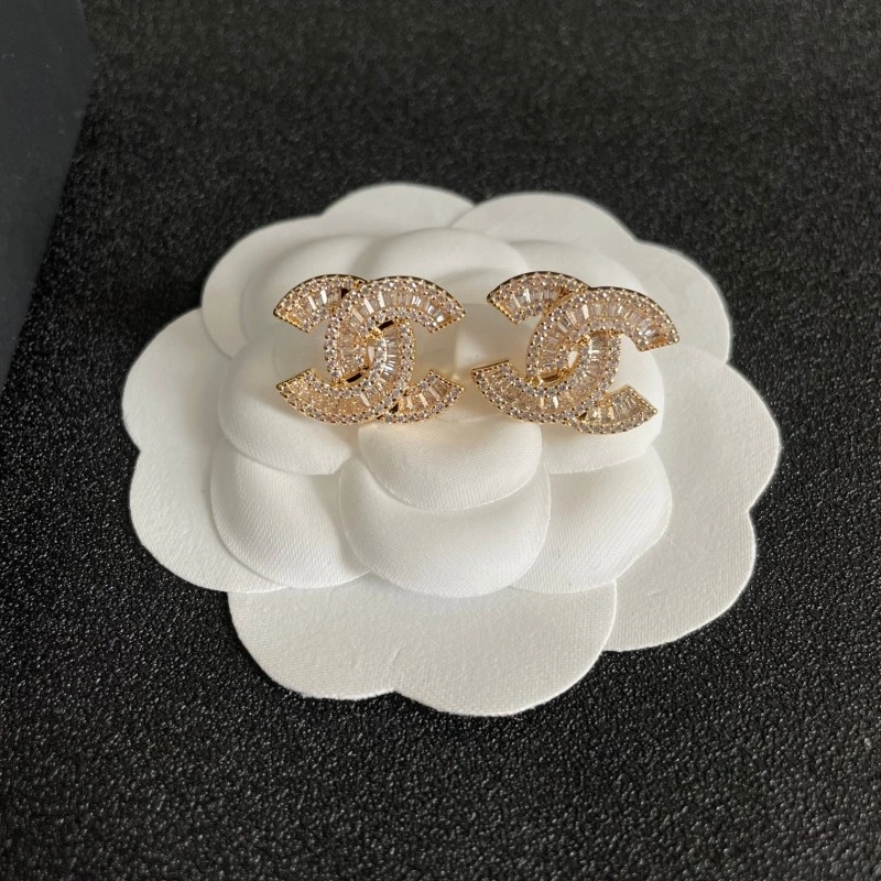Top mirror Chanel Earrings