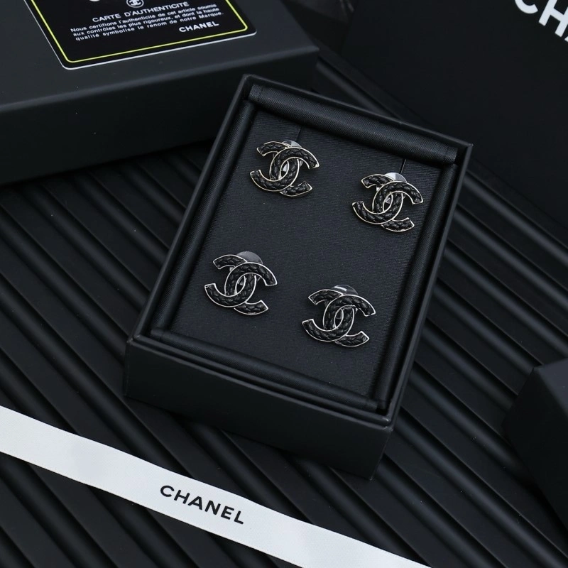 Accurate model Chanel Earrings