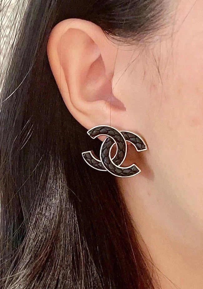 Accurate model Chanel Earrings