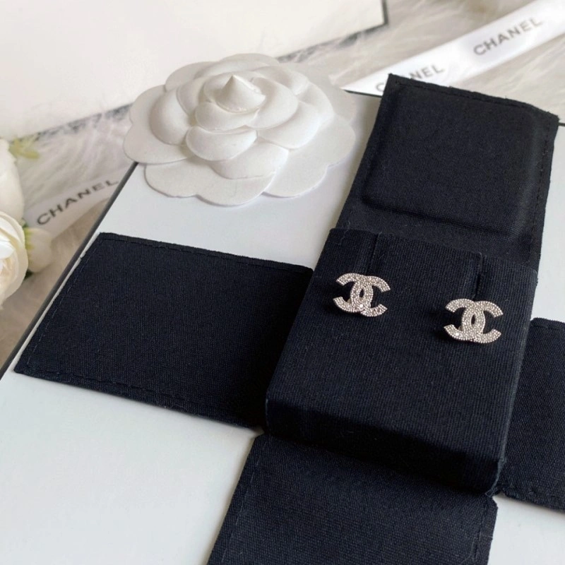 Top match Chanel Earrings