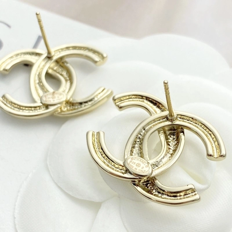 Top mirror Chanel Earrings