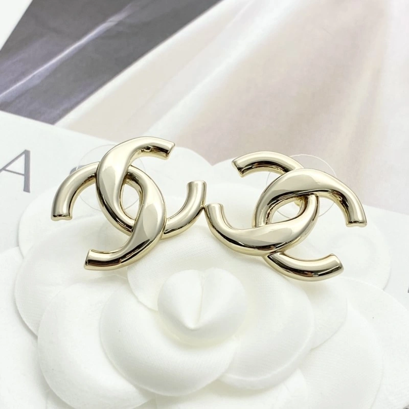 Top mirror Chanel Earrings
