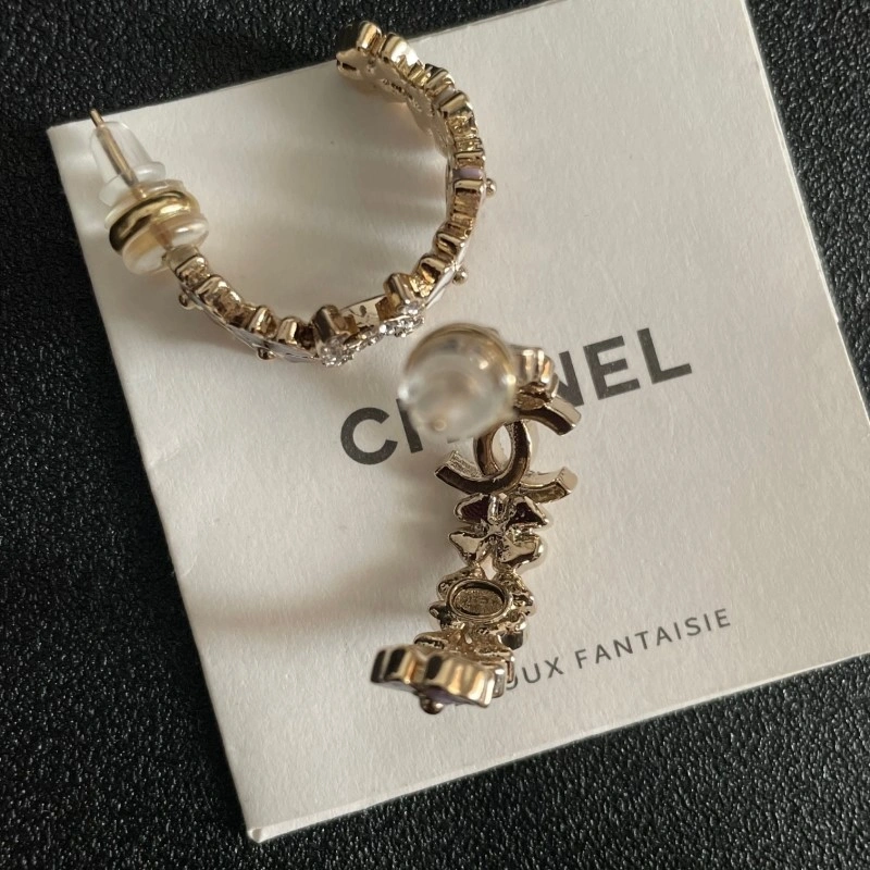 Low-cost Chanel Earrings