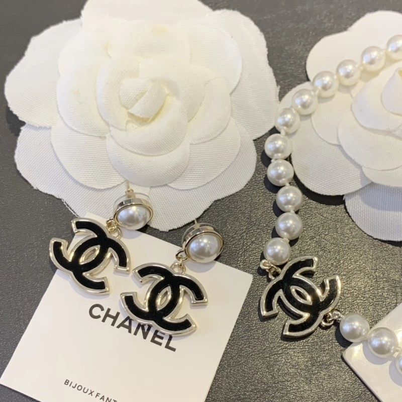 Legit Chanel Earrings