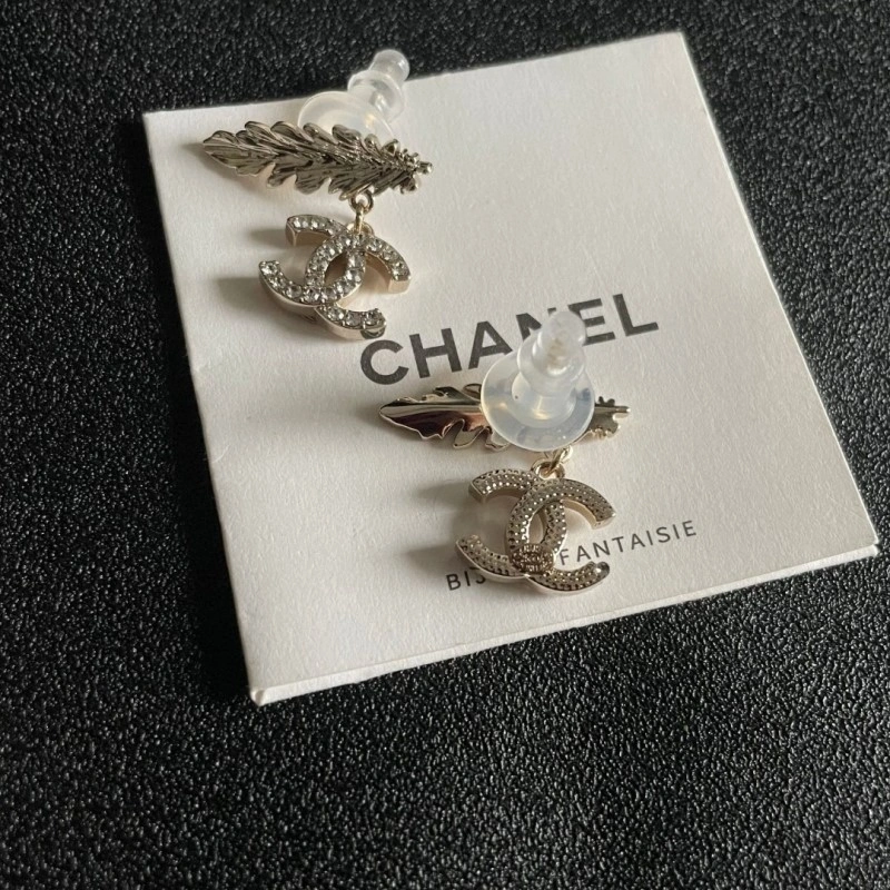 Accurate model Chanel Earrings