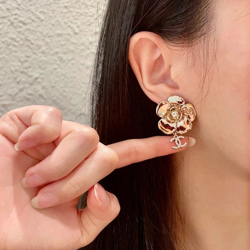 High accuracy Chanel Earrings