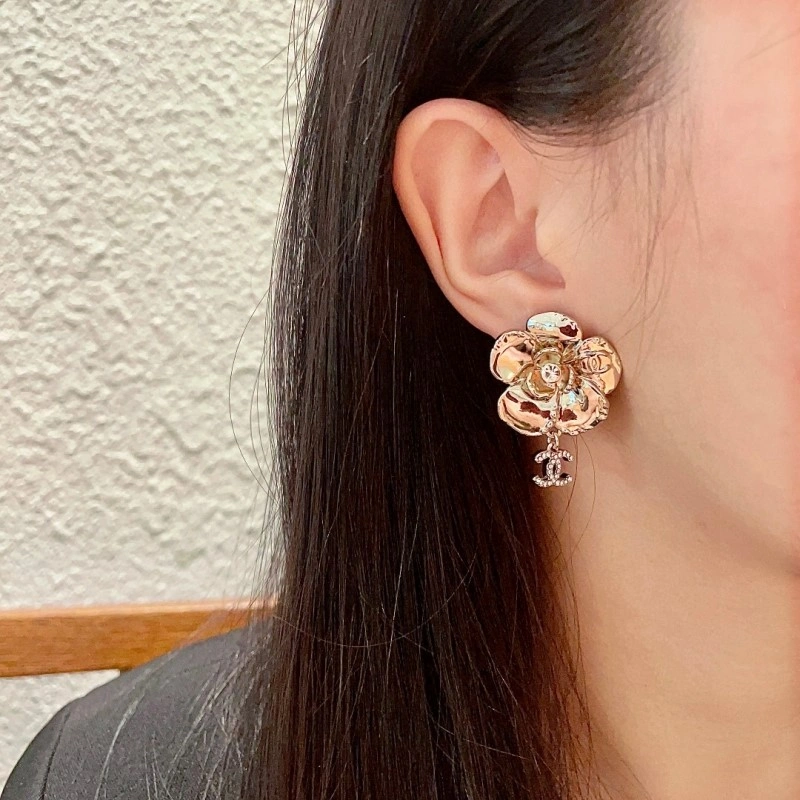 High accuracy Chanel Earrings