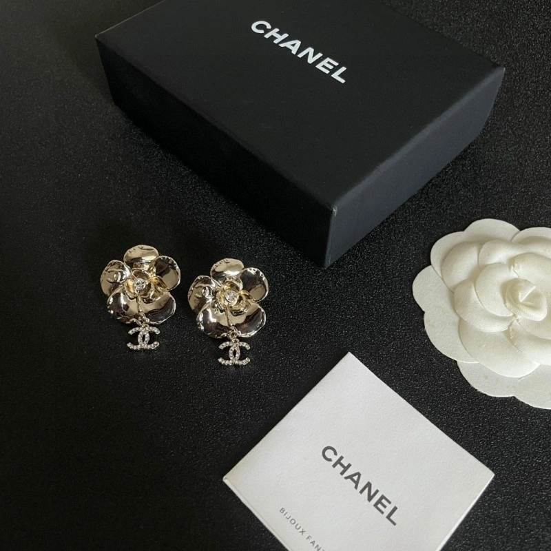 High accuracy Chanel Earrings