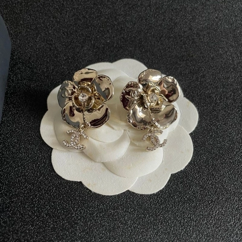 High accuracy Chanel Earrings