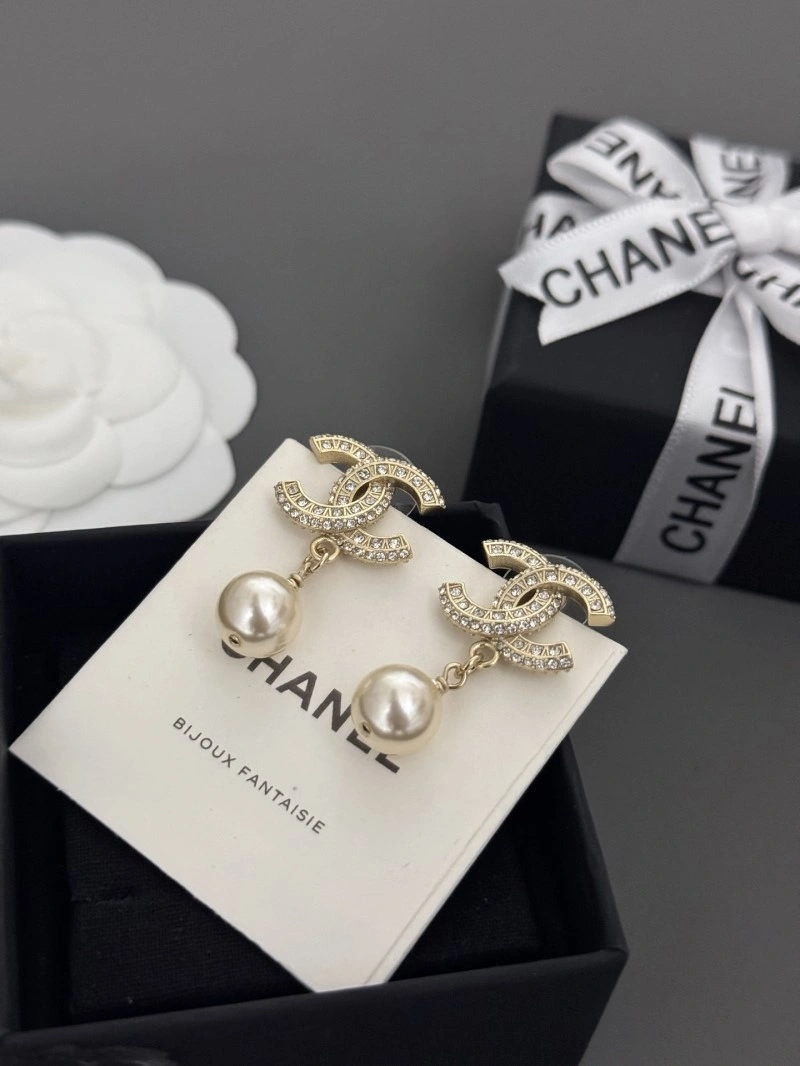 High accuracy Chanel Earrings