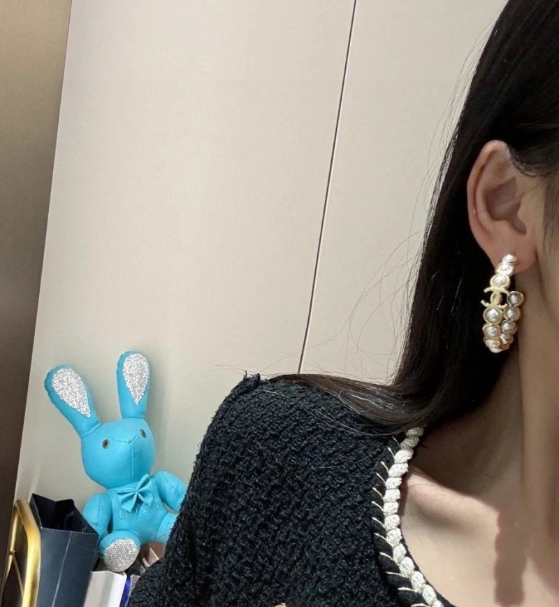 Low-cost Chanel Earrings