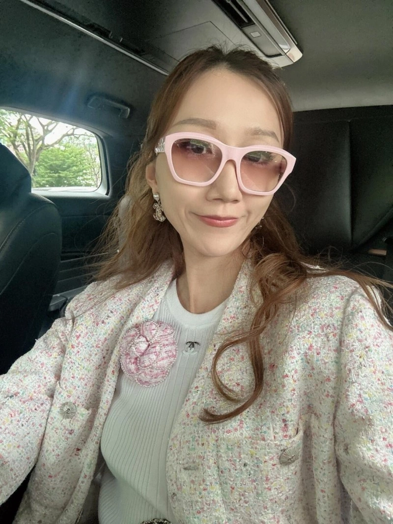 Accurate model Chanel Earrings