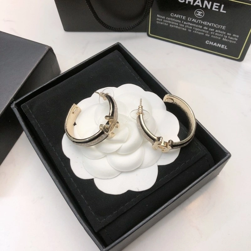 Accurate model Chanel Earrings