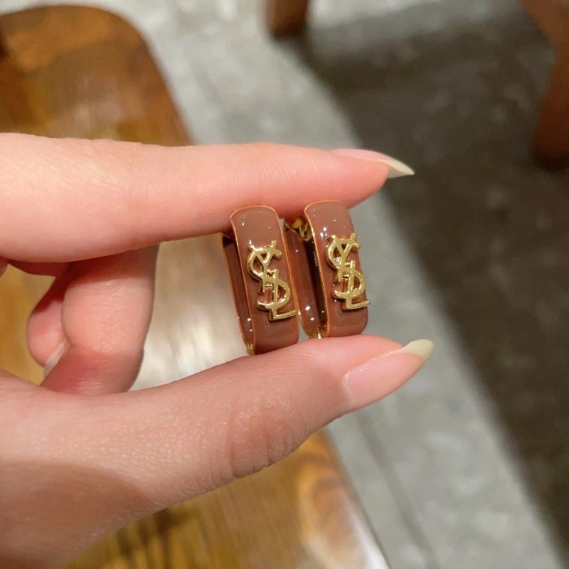 Top match Chanel Earrings