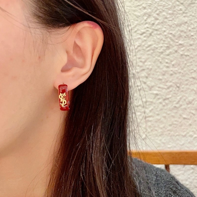 Top match Chanel Earrings