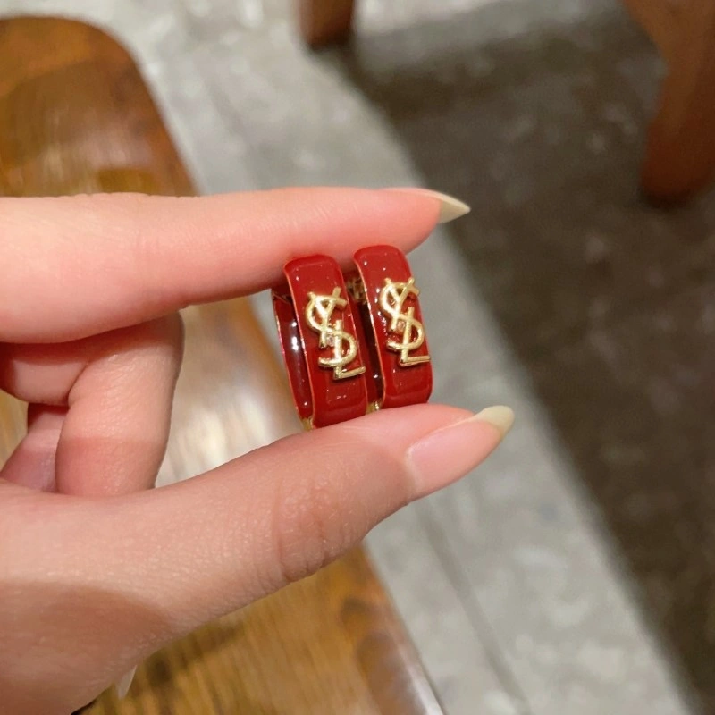 Top match Chanel Earrings