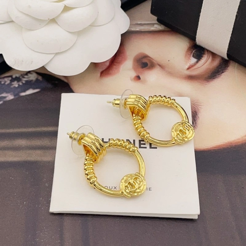 Top match Chanel Earrings