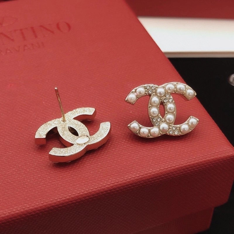 Top mirror Chanel Earrings