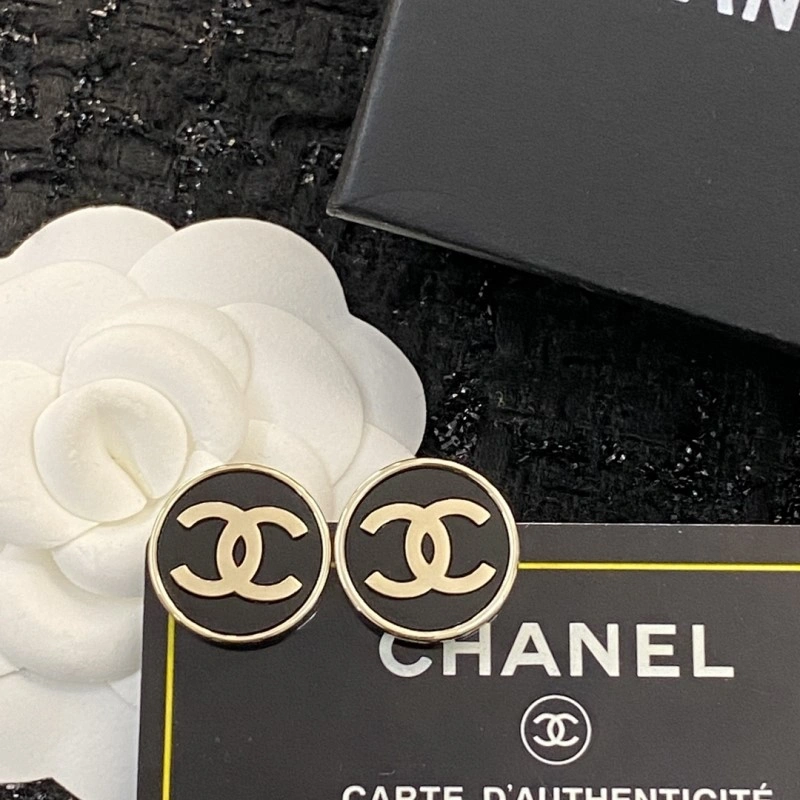 Top mirror Chanel Earrings