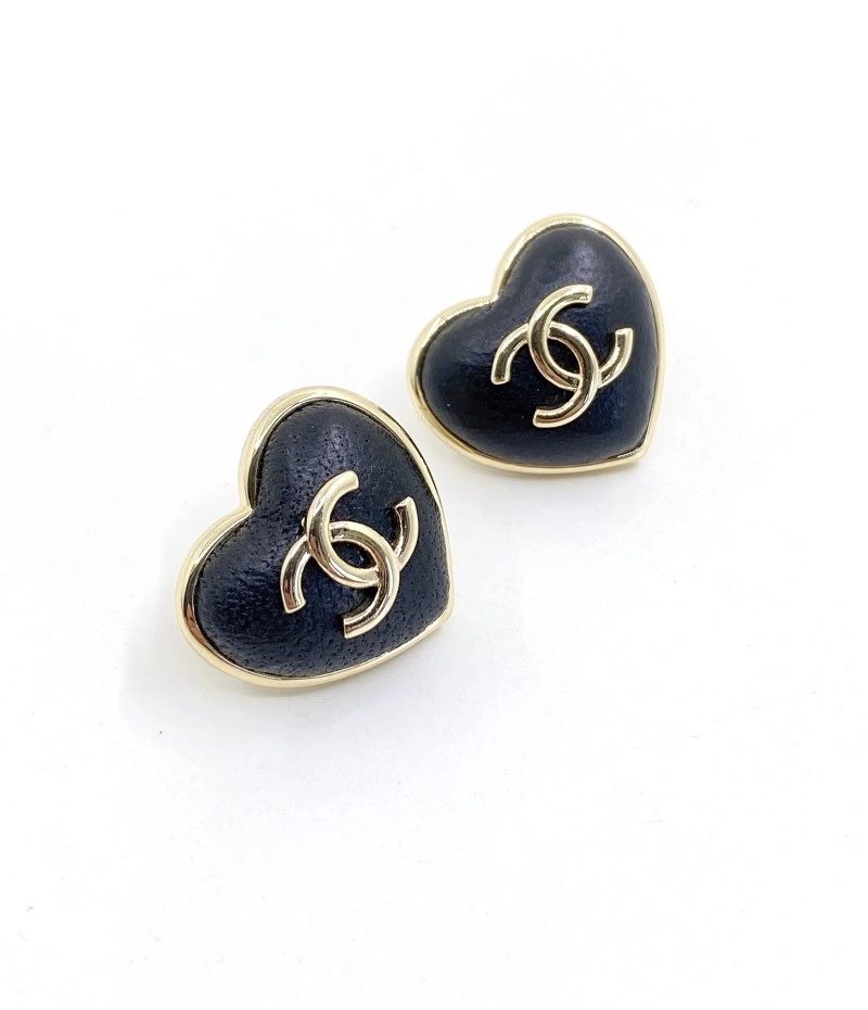 Top match Chanel Earrings