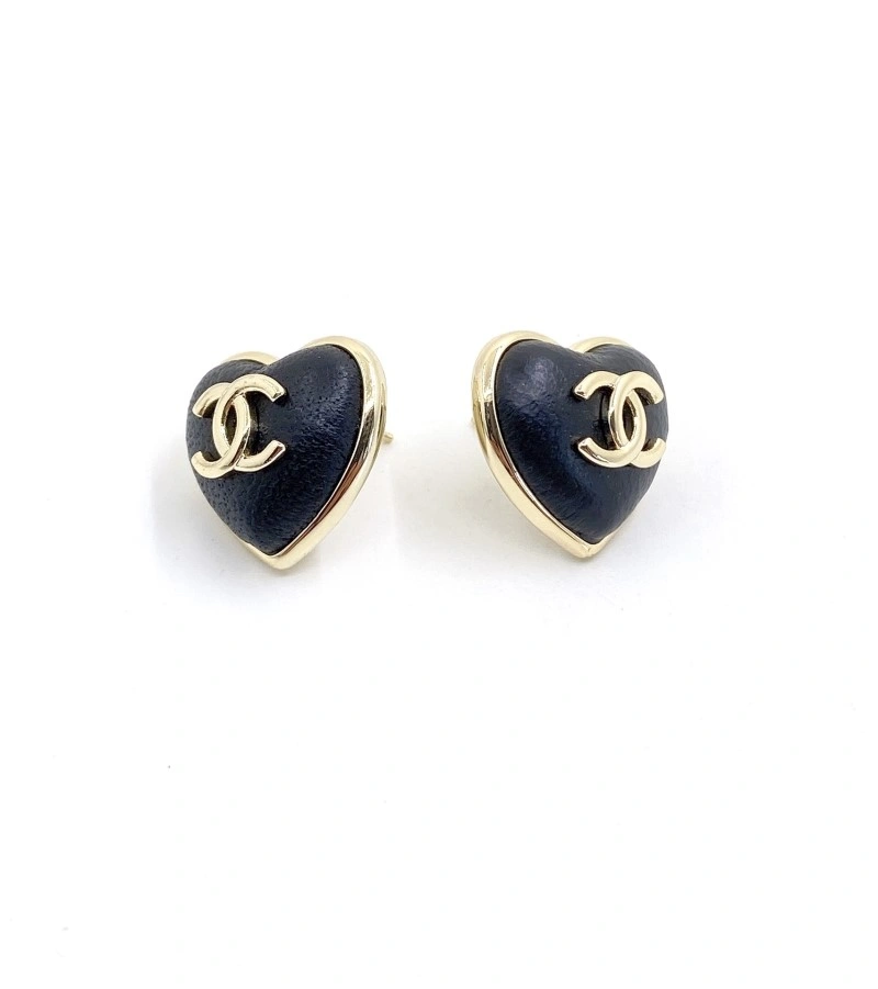 Top match Chanel Earrings