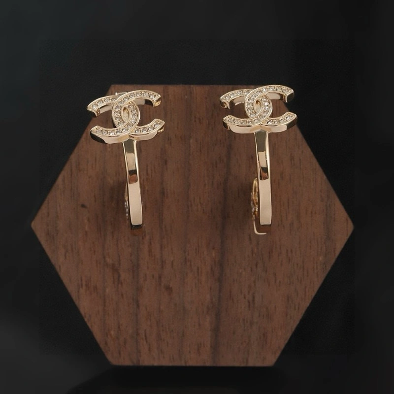 Top mirror Chanel Earrings
