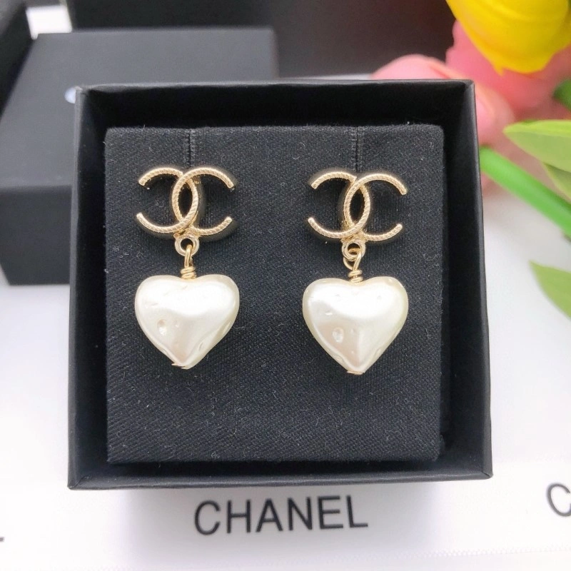 Top match Chanel Earrings