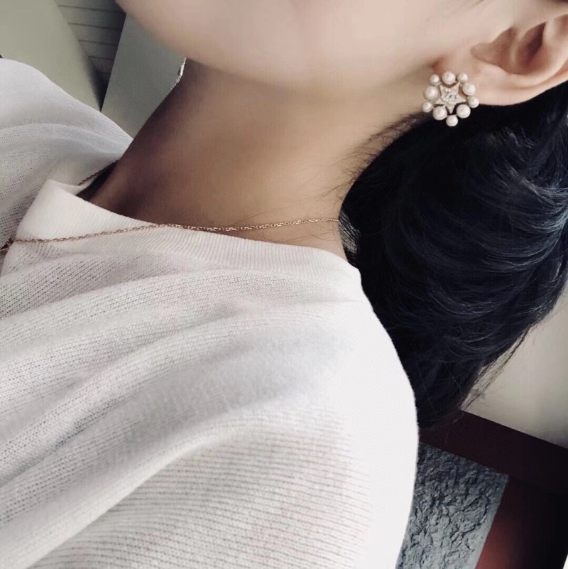 High accuracy Chanel Earrings