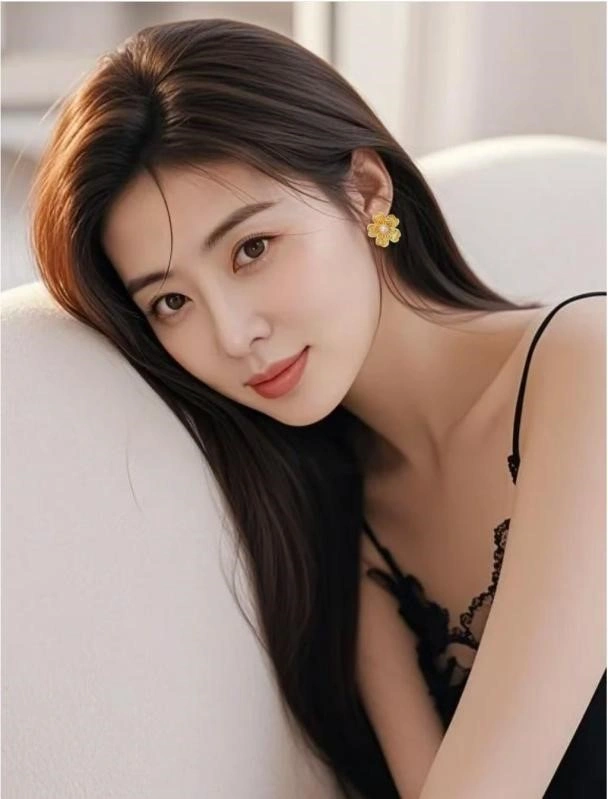 Top match Chanel Earrings