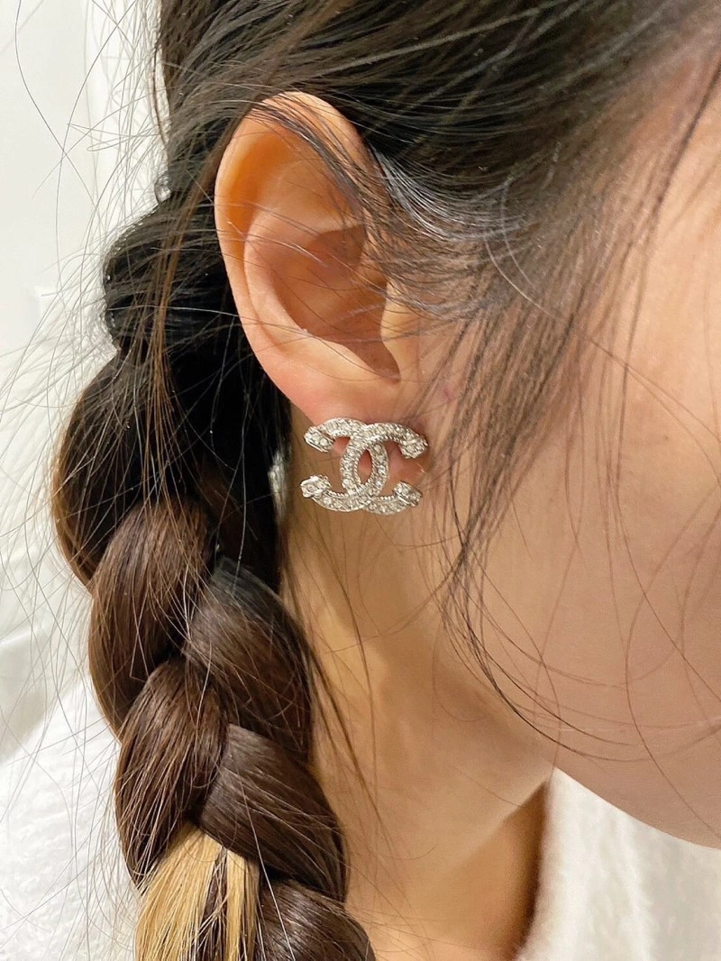 Accurate model Chanel Earrings