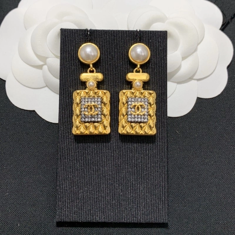 High accuracy Chanel Earrings