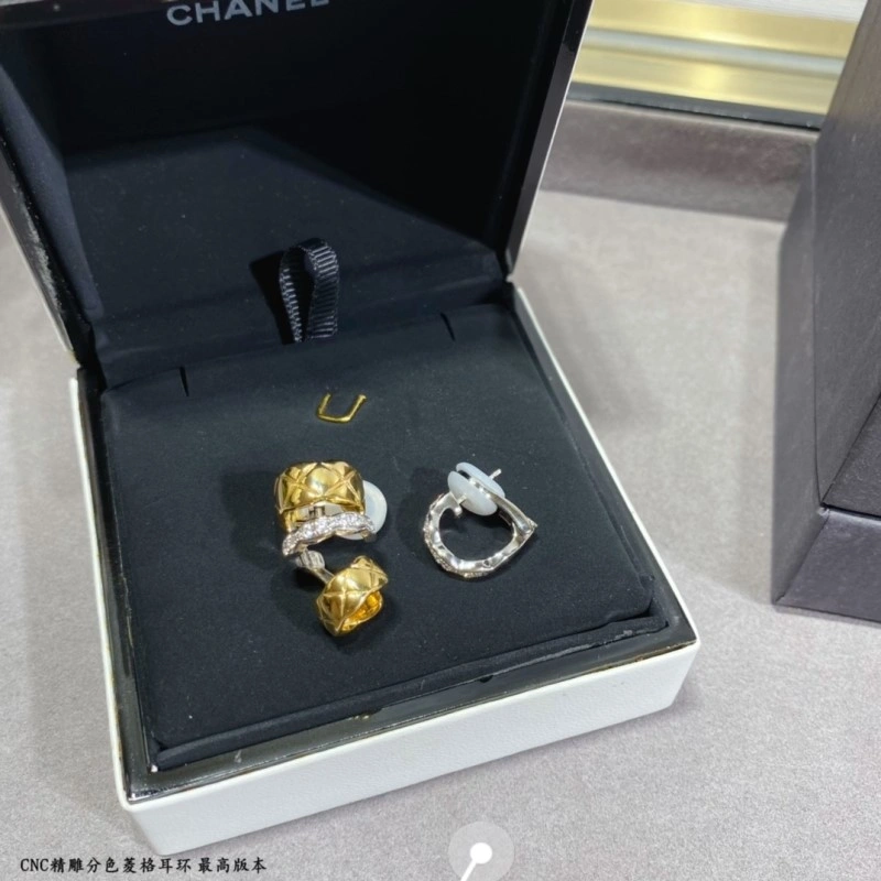 Accurate model Chanel Earrings