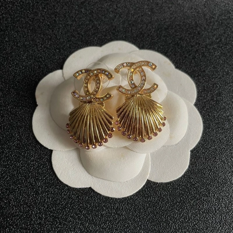 Top match Chanel Earrings