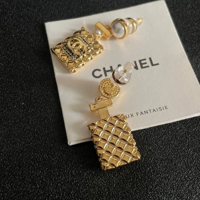 Low-cost Chanel Earrings