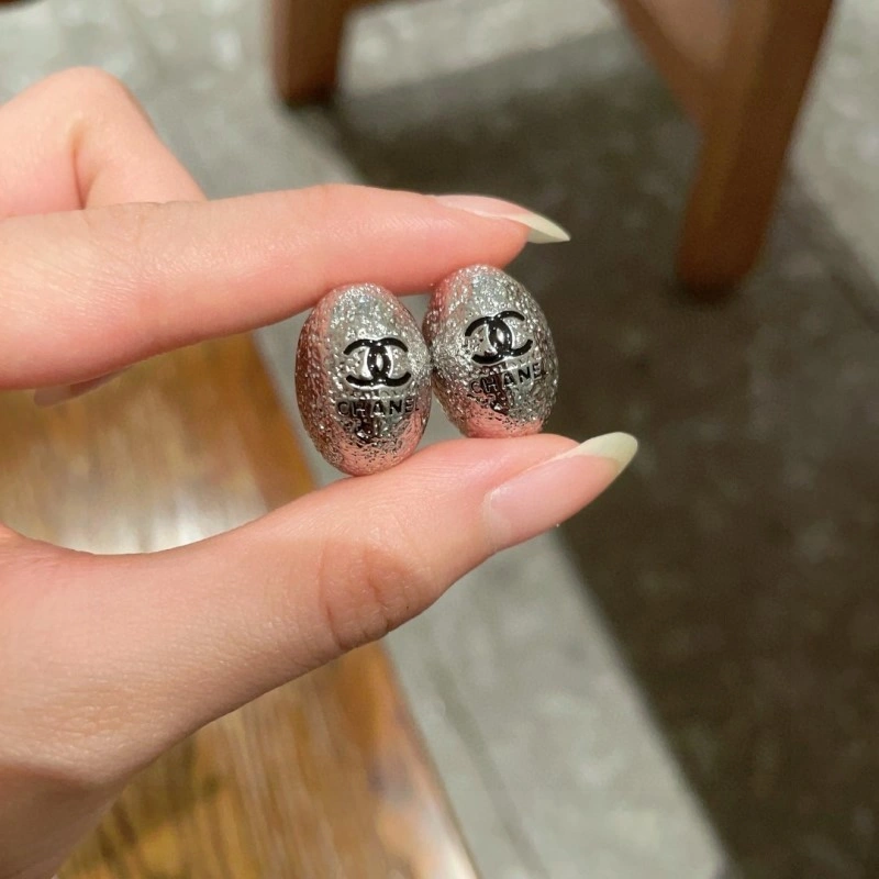 High accuracy Chanel Earrings