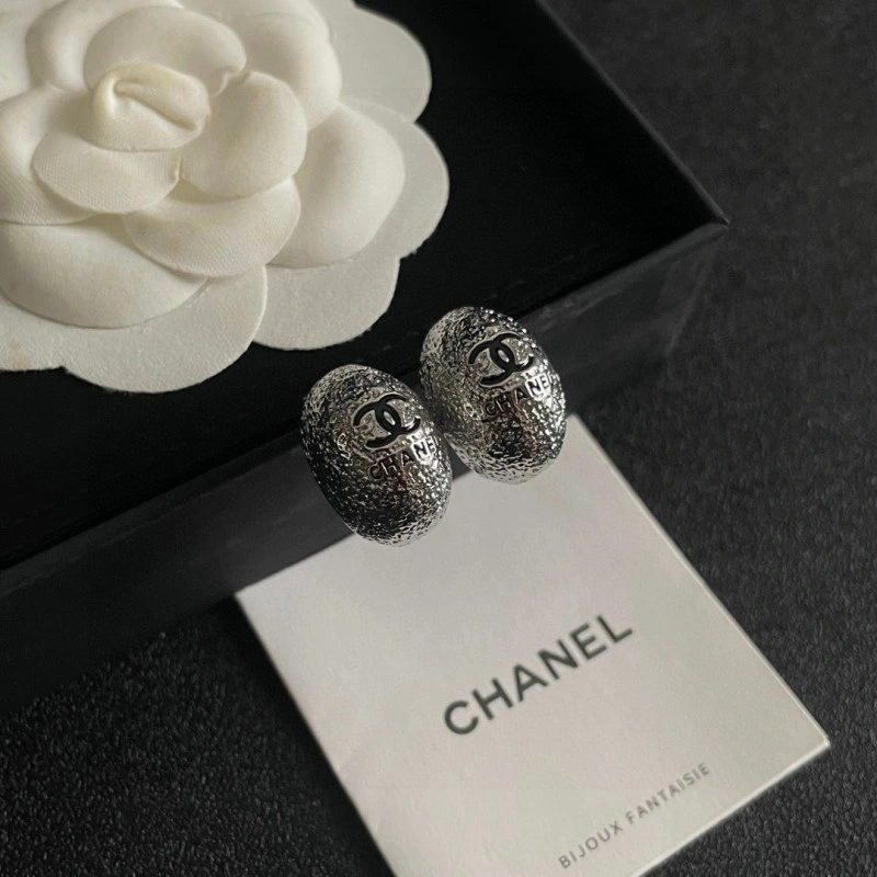 High accuracy Chanel Earrings