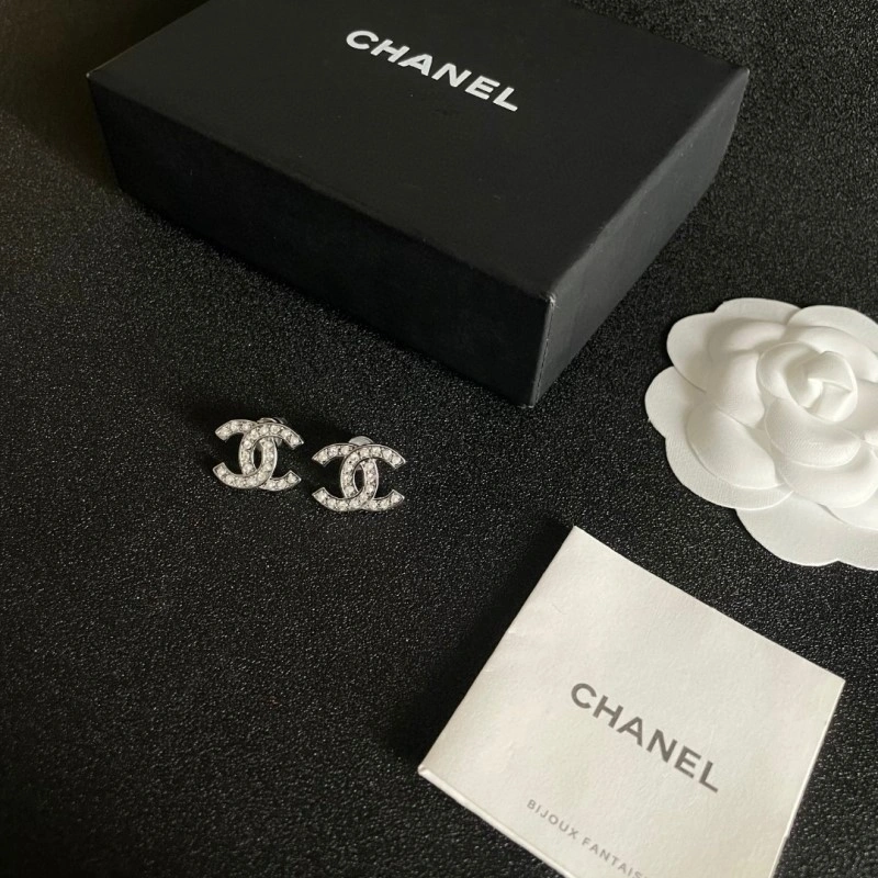 High accuracy Chanel Earrings