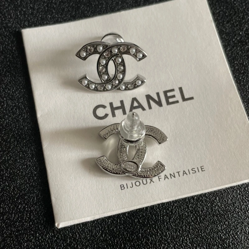 High accuracy Chanel Earrings