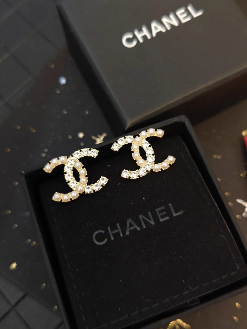Legit Chanel Earrings