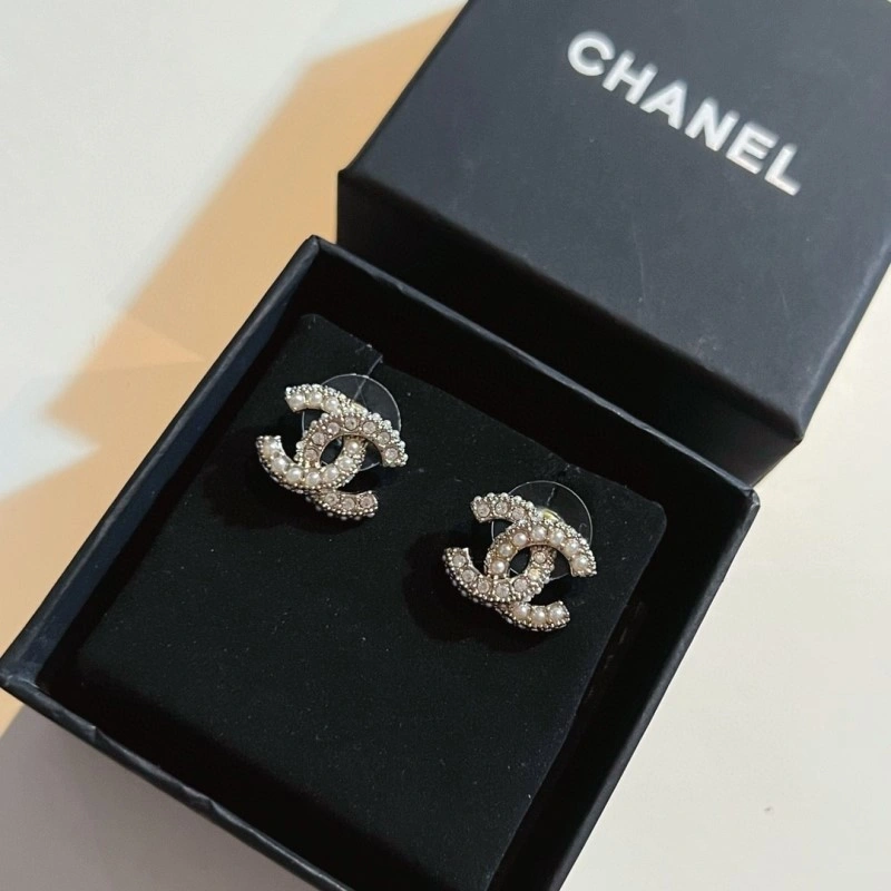 Legit Chanel Earrings