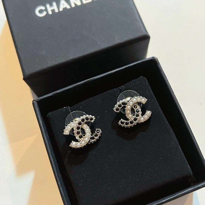Legit Chanel Earrings